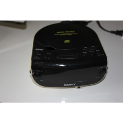 Sony Dream Machine FM/AM Radio CD Player Dual Alarm Clock ICF-CD815 | eBay