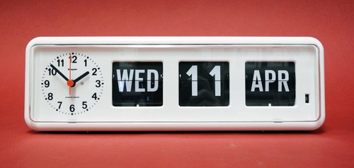 Grayson White Digital Desktop Easy to Read Calendar Clock Dementia ...