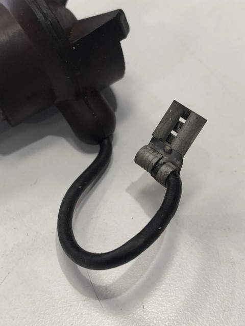 2 Ea. Bendix (Aero-Accessories) P/N 10-382807 (AB-382807) Capacitors ...