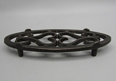 Heart Design Sad Iron Stand/Trivet | eBay
