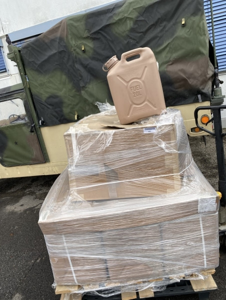 US Army Military 20 Liter Diesel Fuel Can Truck Humvee Hmmwv Kraftstoff ...