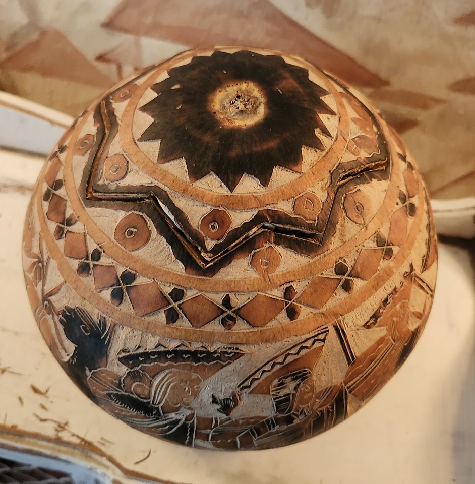 Set Of 2 Peruvian Hand Carved Folk Art Gourds Collectible Home Decor | eBay