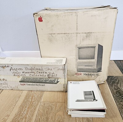 Apple Macintosh SE M5011 Computer WORKING Keyboard Mouse Manuals in Original Box | eBay