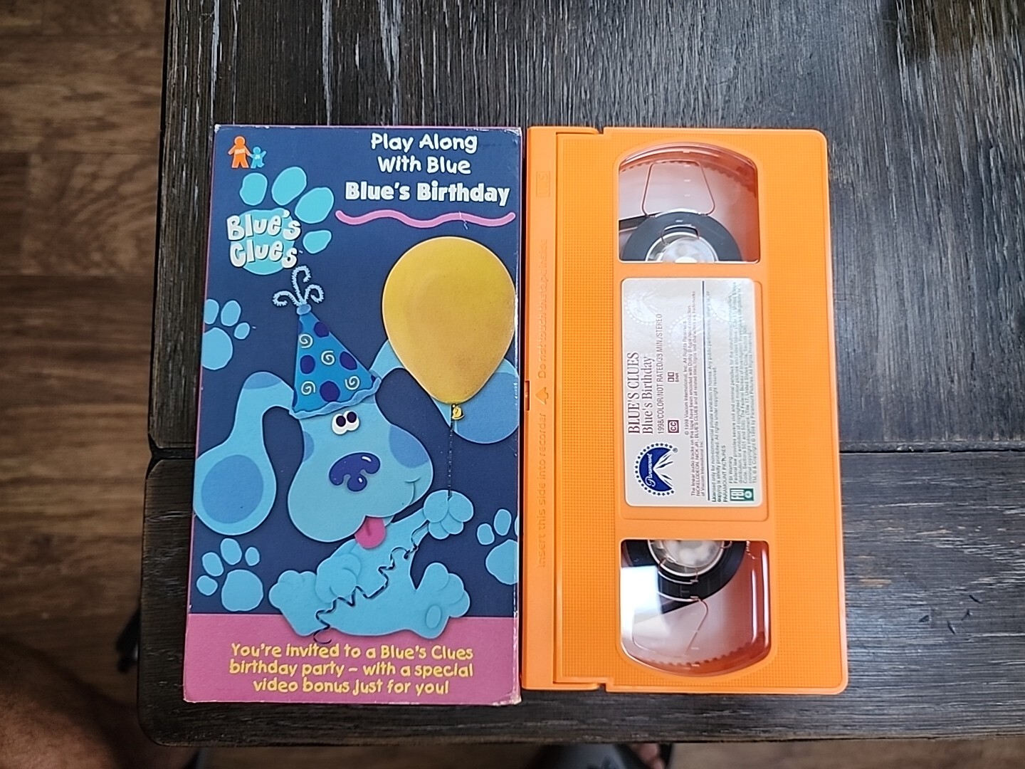 Blue's Clues Blue's Birthday VHS Tape 1998 Nick Jr Nickelodeon Orange ...
