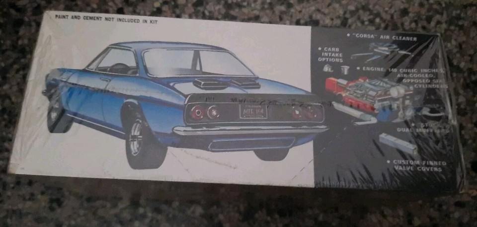 AMT T159 1969 Corvair Monza Custom 1/25 1970 issue MODEL CAR MOUNTAIN ...