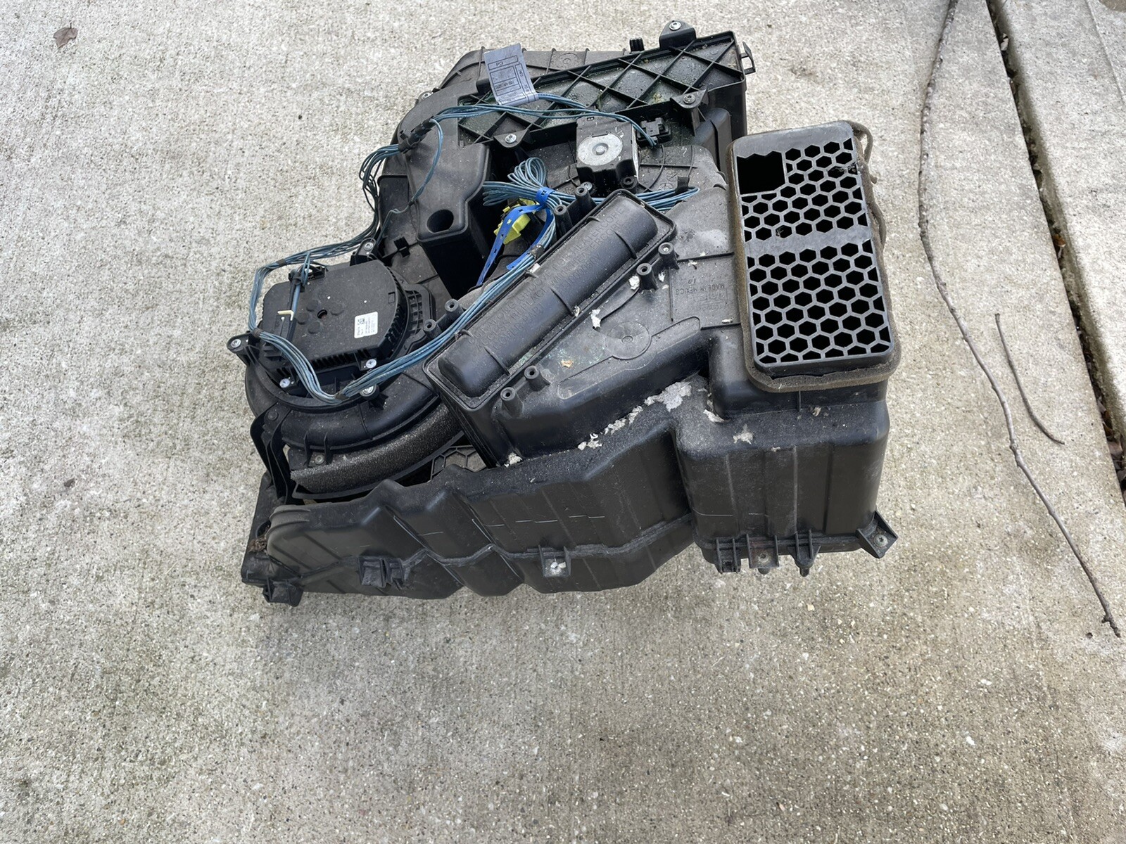 2016 FREIGHTLINER CASCADIA HEATER MOTOR BLOWER BOX FRONT OEM | eBay