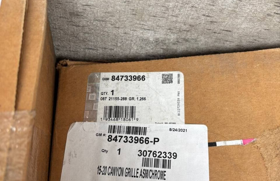 2015-2020 GMC Canyon Genuine GM Front Grille OEM NEW 84733966 | eBay