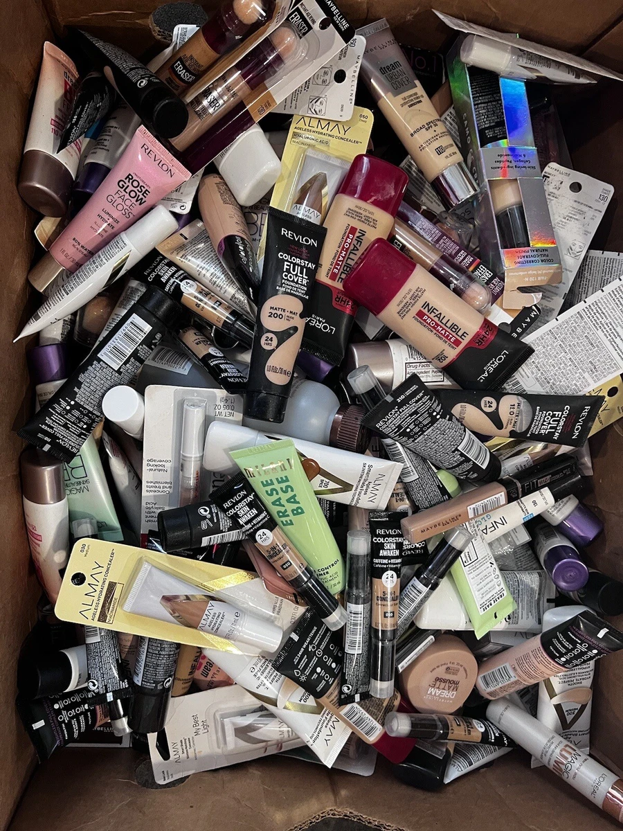 Pile Of Makeup - Mugeek Vidalondon