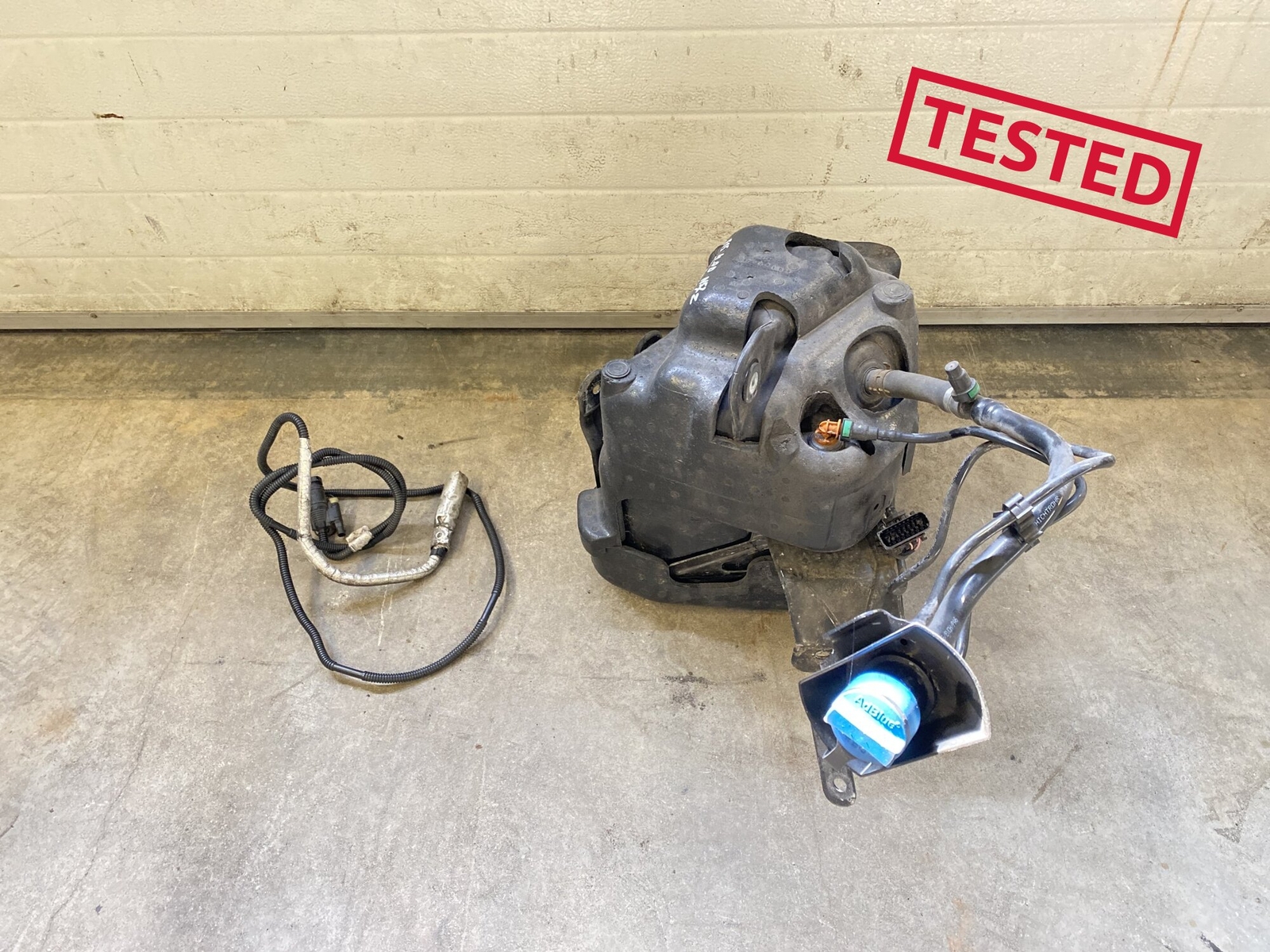 BMW F15 F16 Adblau Scr Aktiv Conteiner 7295653 16197295653 | eBay