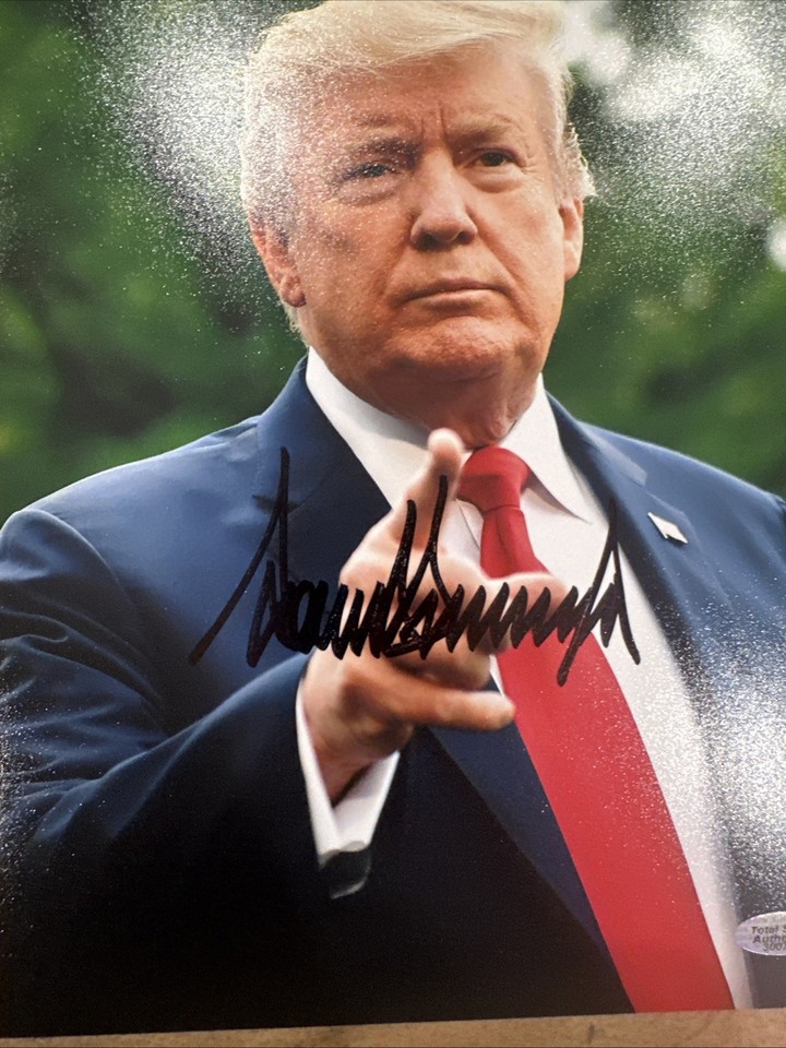 President Donald J. Trump Signed/Autographed 8x10 Photo Executive Order ...