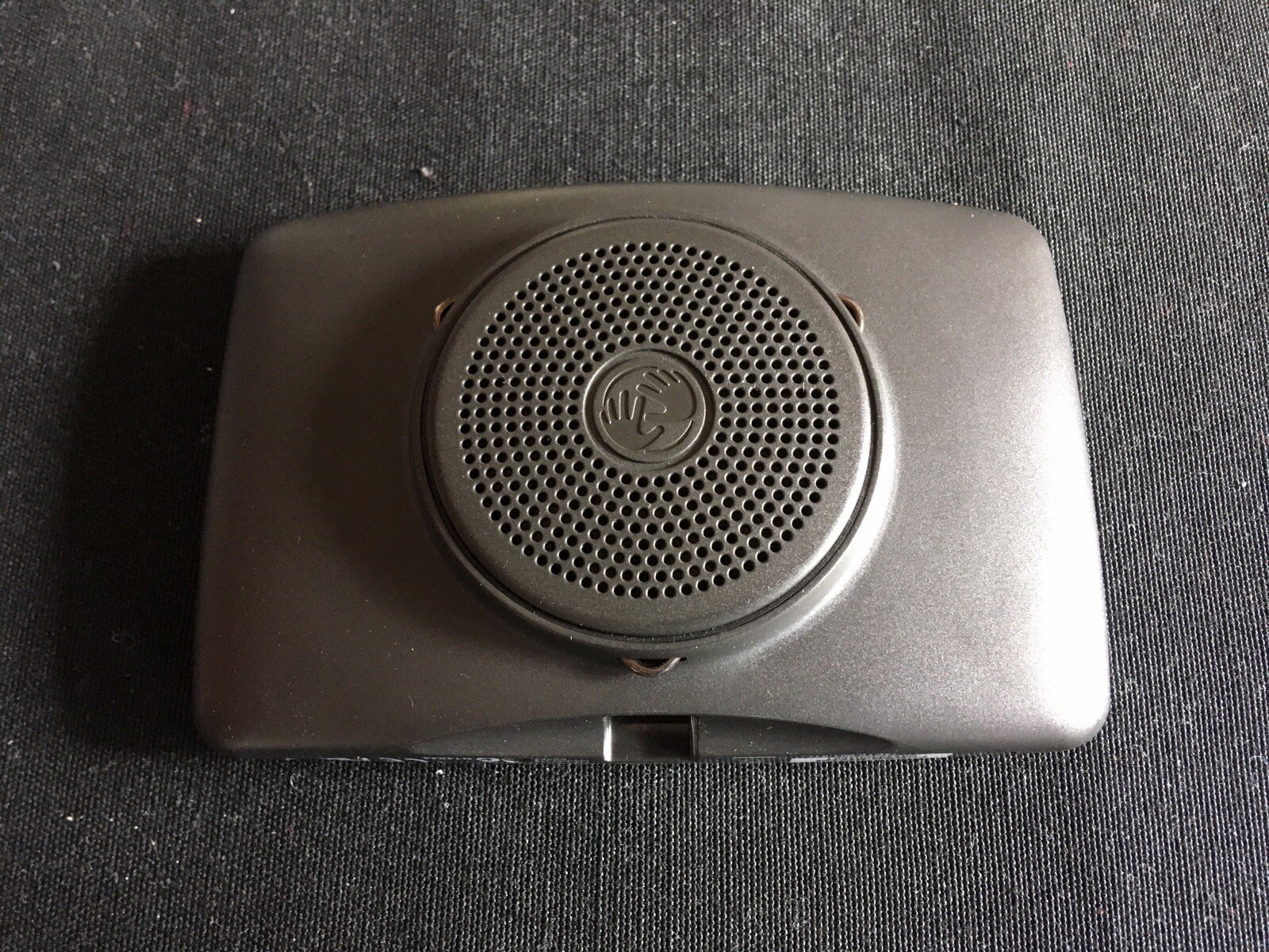 TomTom XL Widescreen N14644 GPS Bundle (Bean Bag Dashboard Mount) | eBay