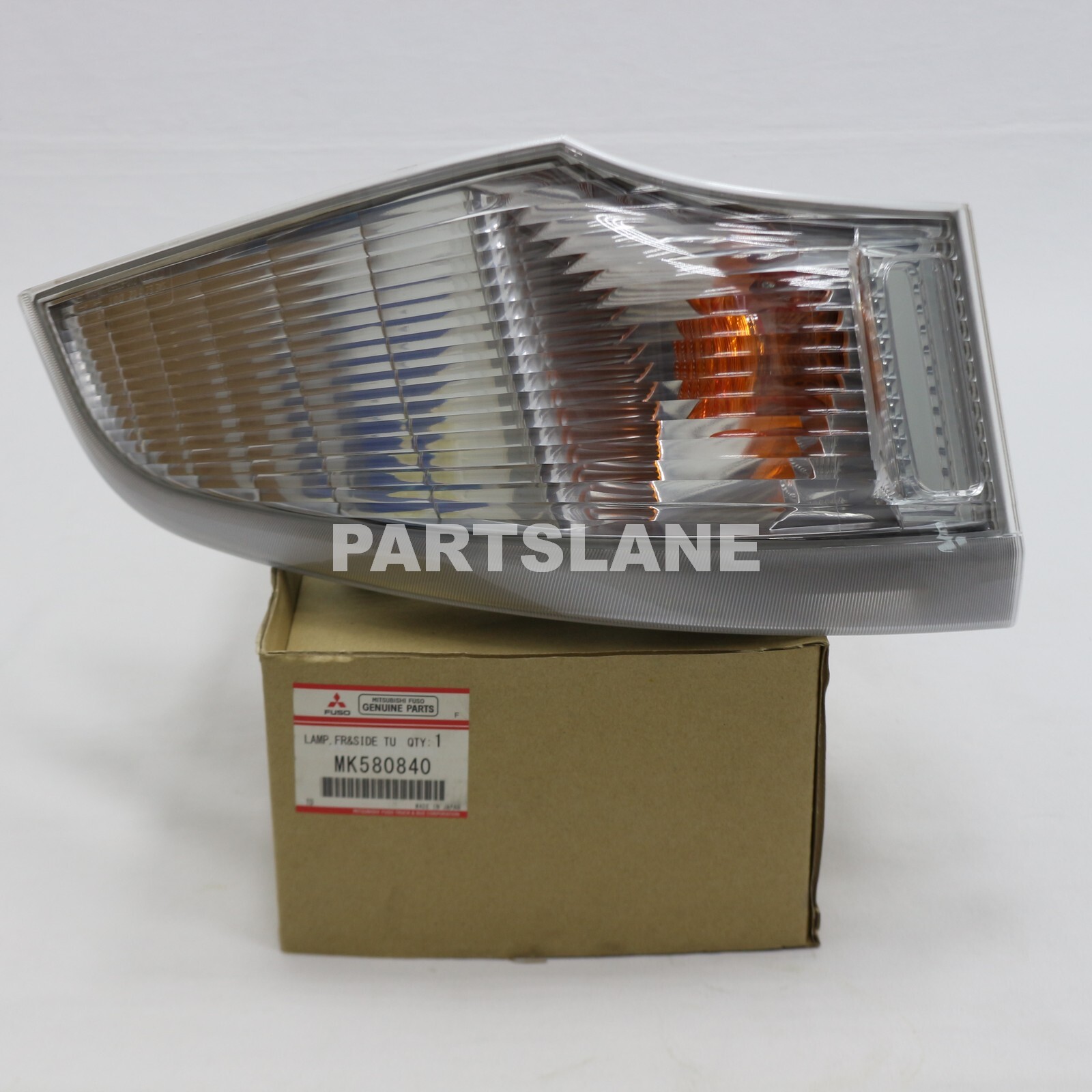 MK580840 Mitsubishi OEM Genuine LAMPASSY,T/SIG,FRRH | eBay