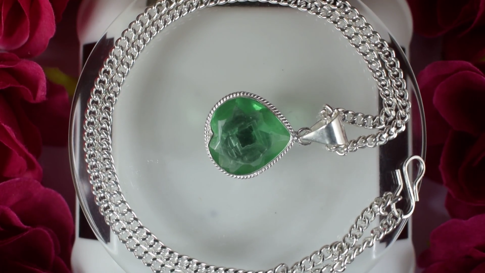 19.70 Ct Natural Heart Shape Emerald Certified Gemstone Latest Design ...