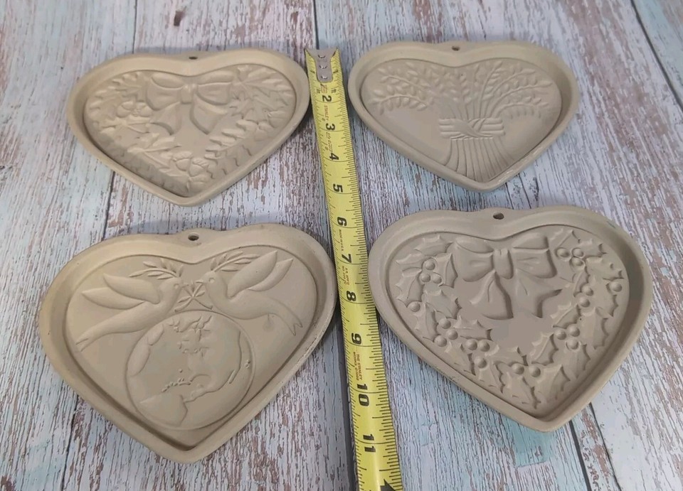 4 Vintage Pampered Chef Stoneware Mold Bountiful Heart Peace On Earth ...