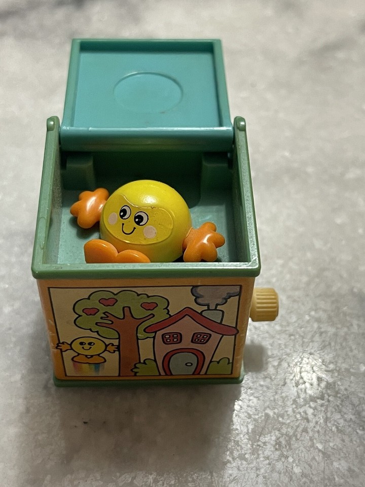 Tomy Vintage BOX POPS Wind Up Toy Jack in the Box Cube Plus 4 More ...