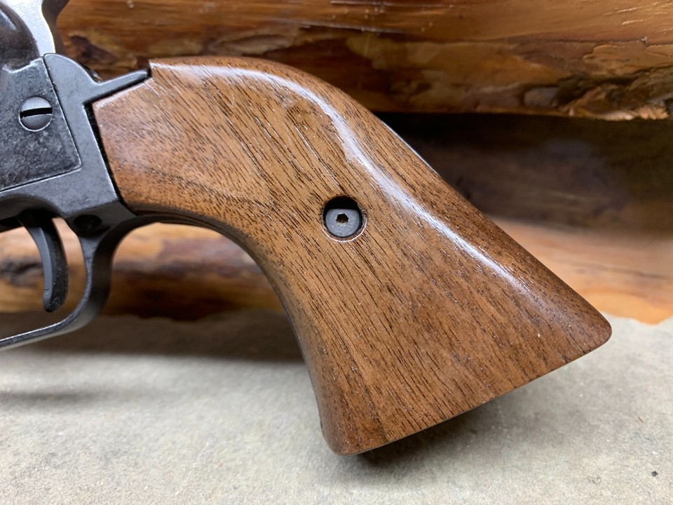 HERITAGE ARMS ROUGH RIDER GRIPS Standard Size .22 & .22 MAG models ...