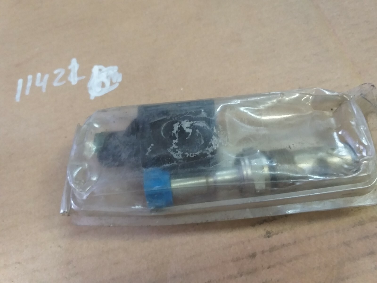 NOS NEW MANITOU 746223 SENSOR MA746223 | eBay