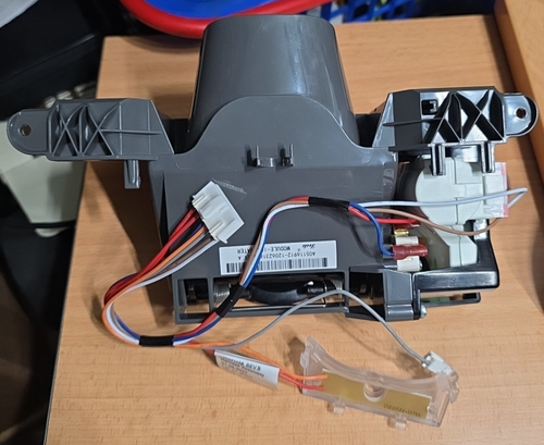 Electrolux Refrigerator Dispenser Assembly 5304529571 OEM FRIGIDAIRE ...