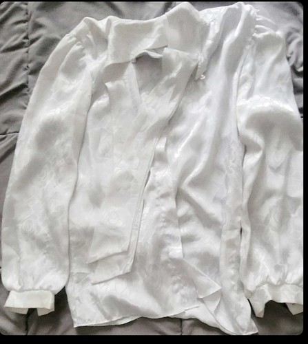 Laura Mae 80s White silk Blouse | eBay