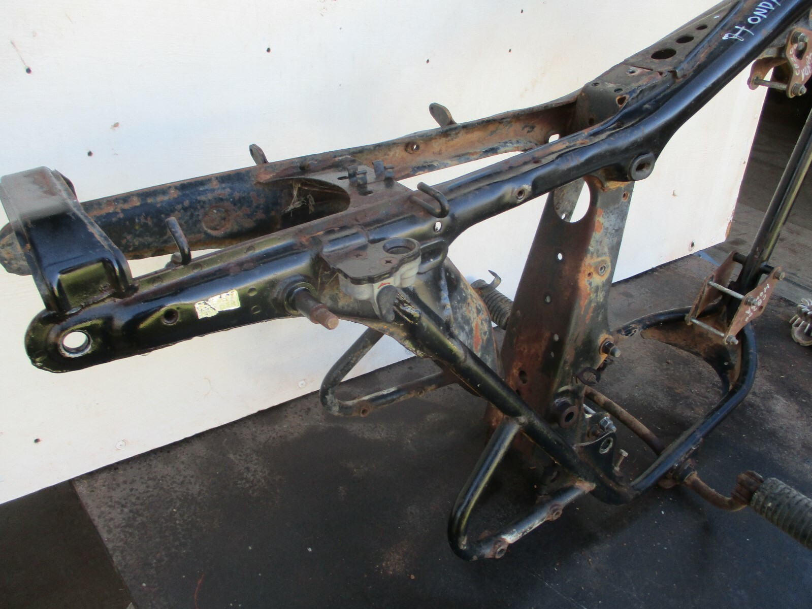 VINTAGE 1970S HONDA CB 200 frame | eBay