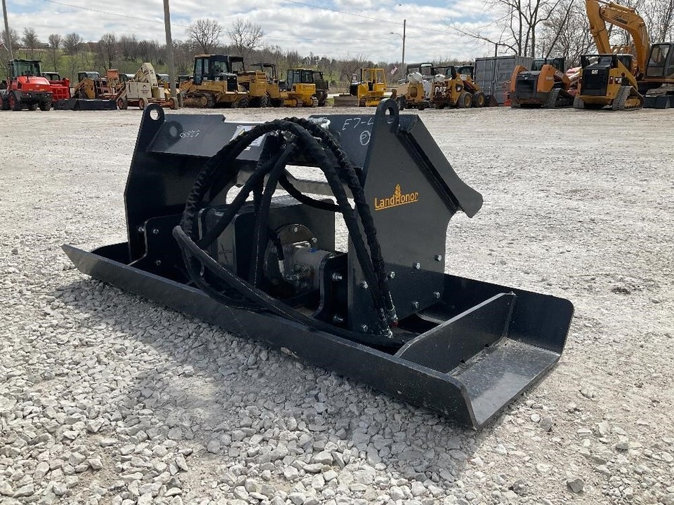 NEW 6' Skid Steer 72" Vibratory Plate Compactor Kubota Bobcat CAT Case ...