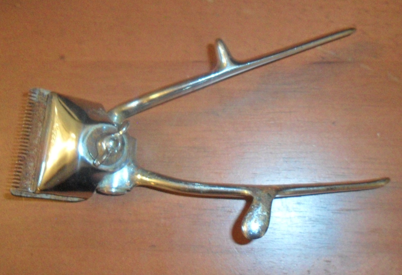 Vintage JOHN OSTER MODEL B Manual Hair Clipper/Trimmers, Racine ...