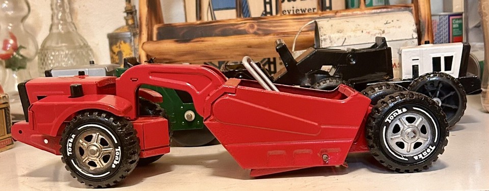 Vintage 1970s Tonka Mini Scraper Earth Mover, mini steamroller, and ...