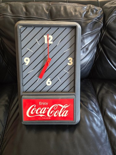 Vintage 1980's COCA-COLA Battery Wall Clock Free Shipping | eBay