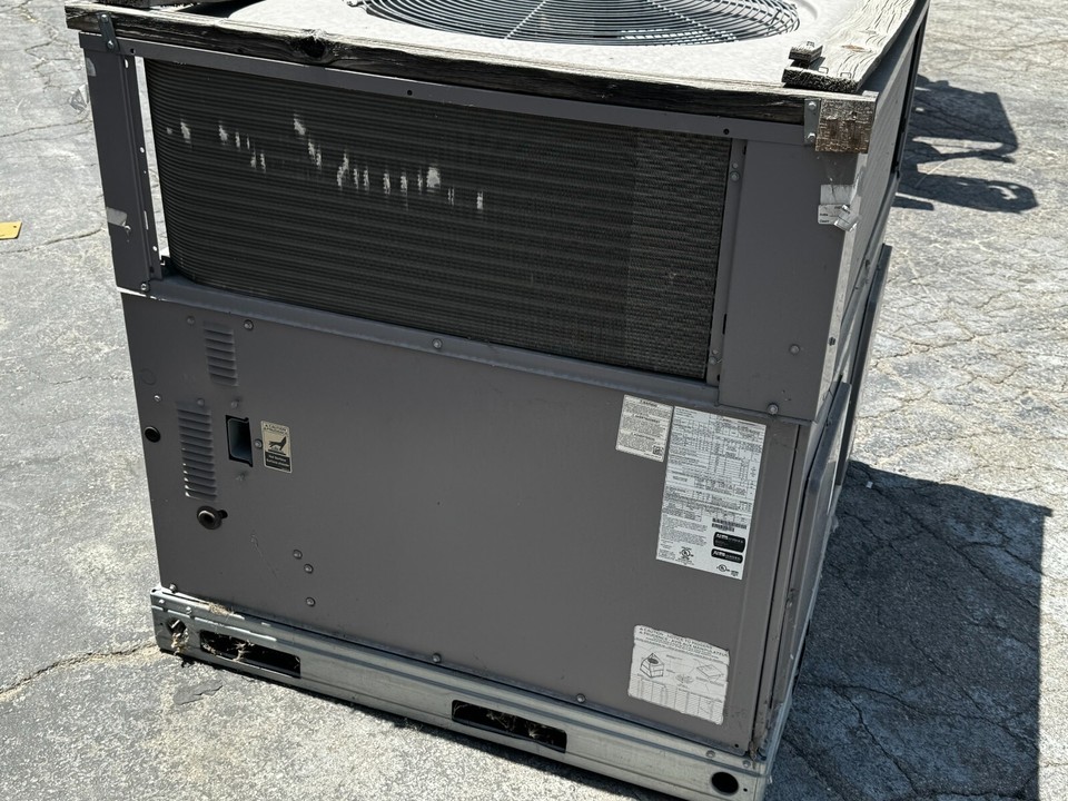 Payne PY3G 3.5-TON 13.2SEER Gas Electric Package Air Conditioner Unit ...