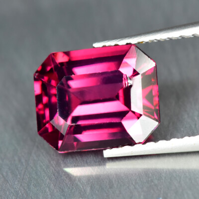 2.50Ct Superior AAA+ Grade Pink Color Sri-Lankan Rhodolite Garnet ...