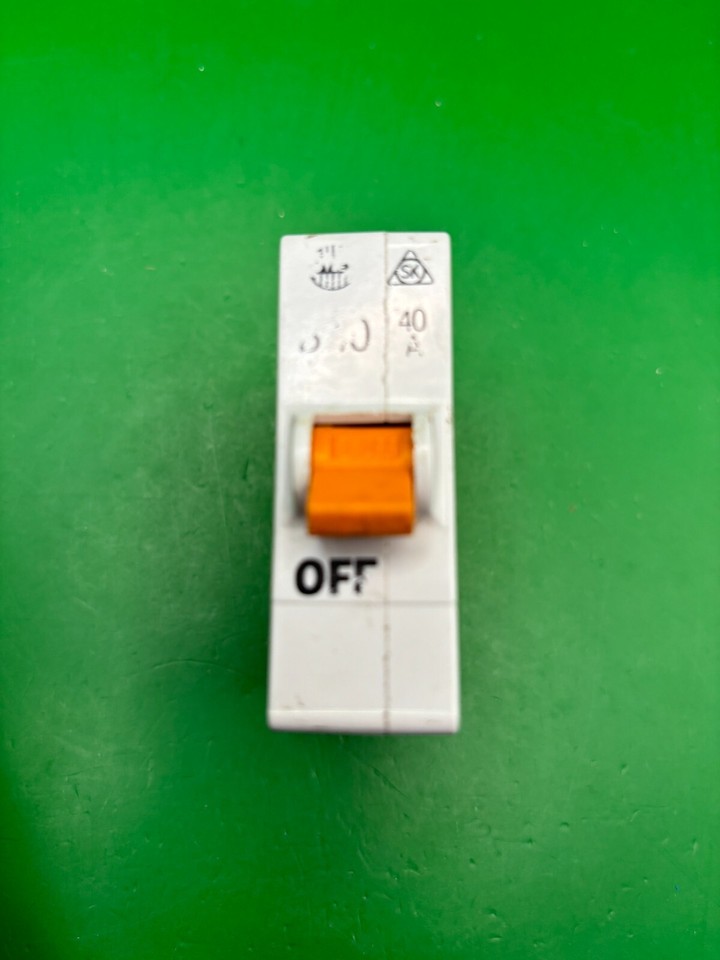 Wylex Plug In MCB Fuse Replacement B6 B10 B16 B20 B32 B40 | eBay UK