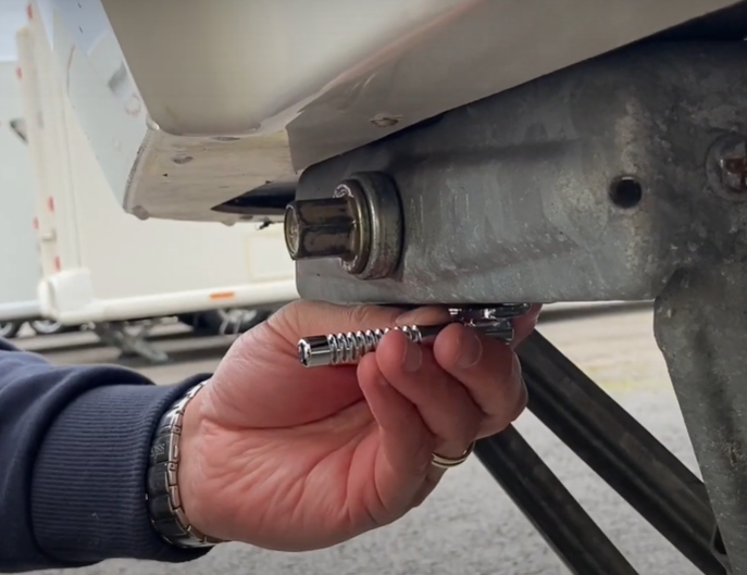 Corner Steady Lock Twinpack Milenco Adjustable Caravan 99p Start for ...