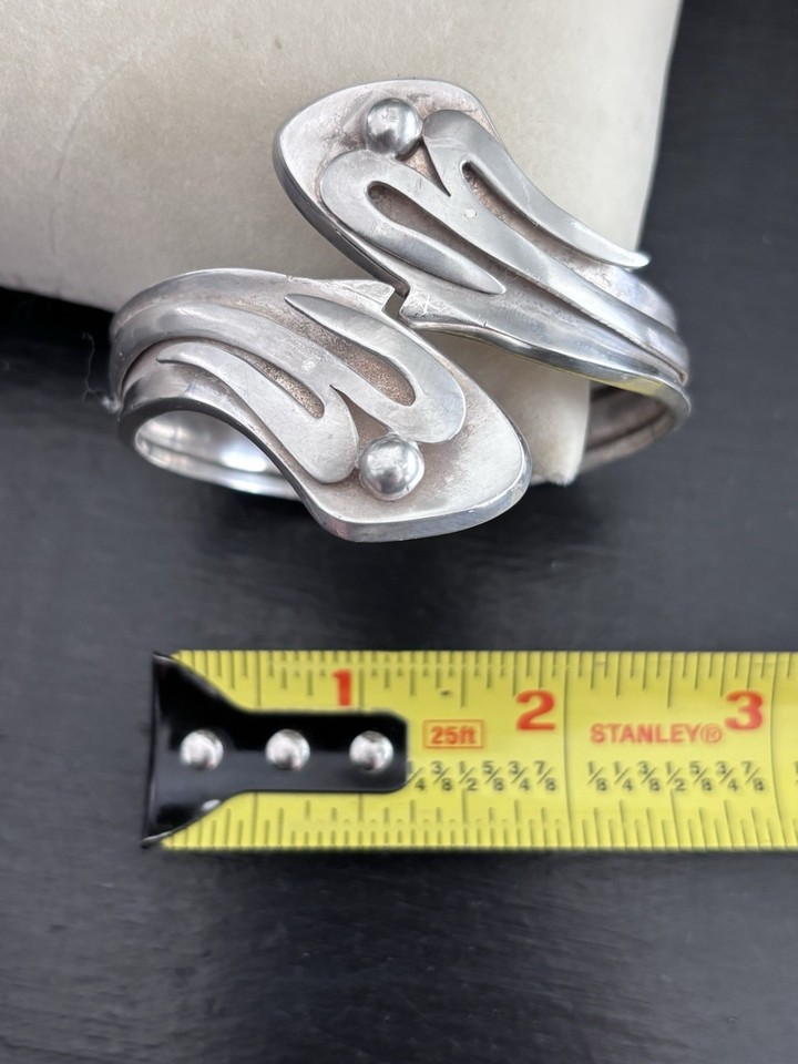Vintage Taxco 39 grams Sterling Silver Modernist Bracelet Hinged 925 ...