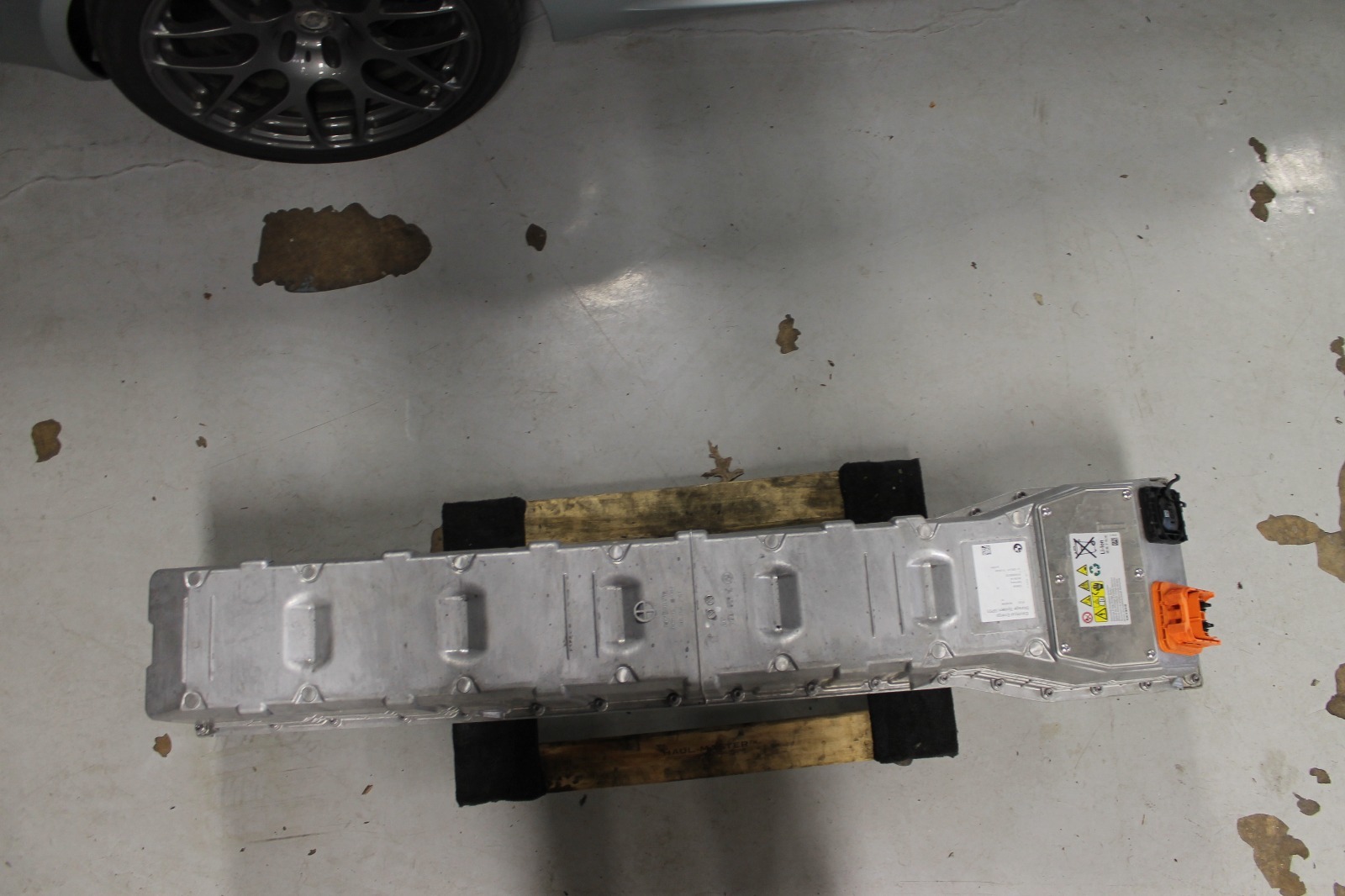 BMW i8 High Voltage Battery Assembly | 61258636048 | Lithium Ion | OE