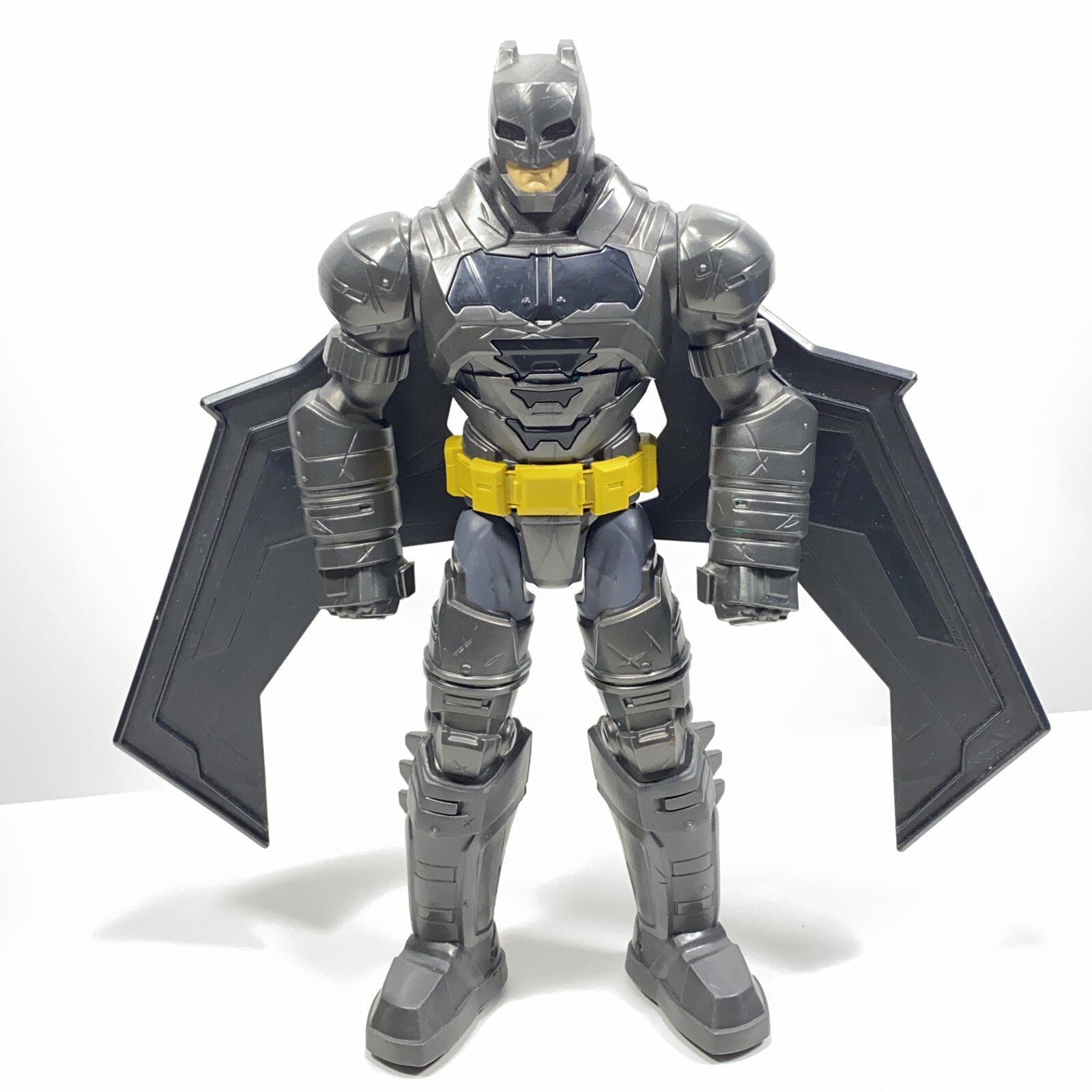 DC Batman vs Superman 12" Action Figure Toy Mattel 2015 Talking Bat ...
