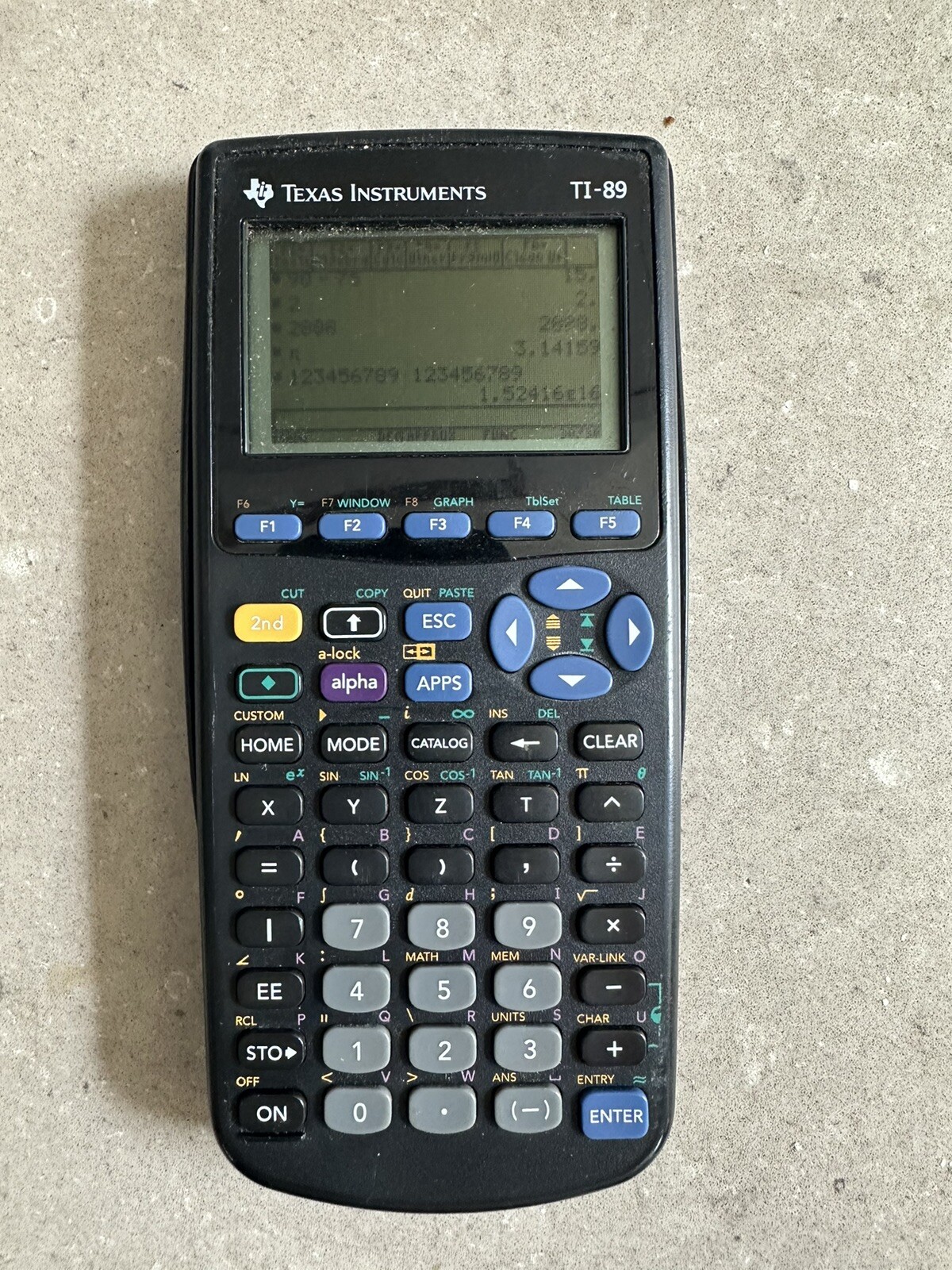 TI-89 Calculator That Got Me A LOT of B and B+s And Eventually Student ...