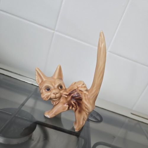 Sylvac Pottery Scaredy Cat Figurine No. 1046. | eBay UK