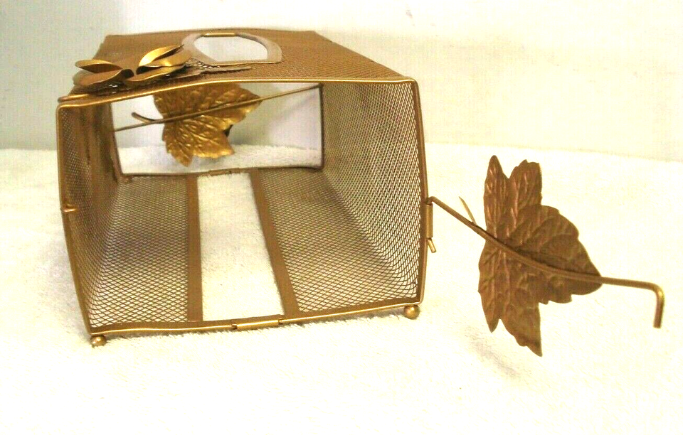 Vtg Gold Colored Wire Mesh Tissue Box Cover Holder w/ Roses Hollywood ...