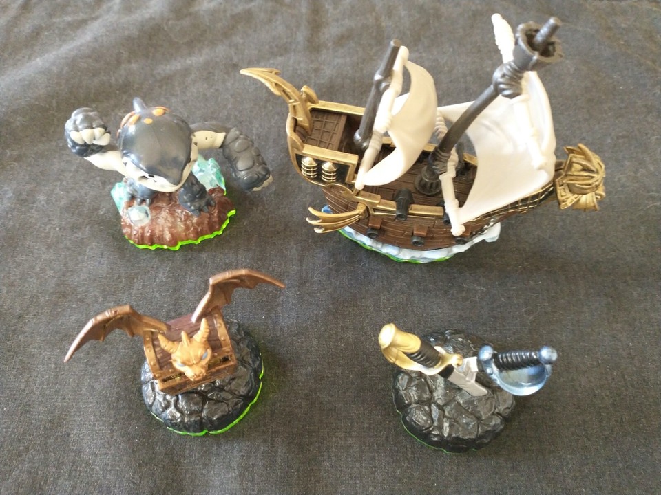 Skylanders Spyro's Adventure Action Figures Game Portal PS3 Wii U Xbox ...