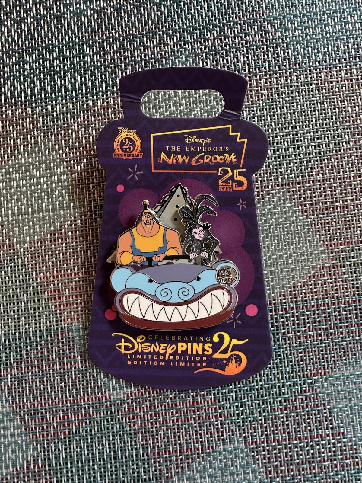 Disney Emperors New Groove 25th anniversary Pivot Pin 2025 LE | eBay