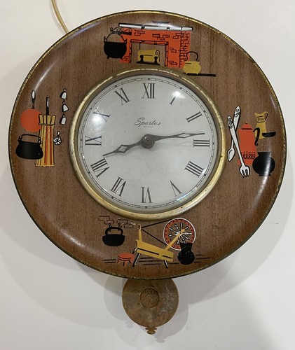 Vintage Spartus Pendulum Electric Wall Clock Mid Century Hearth Graphic ...