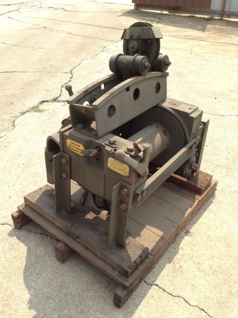 Garwood Winch 20 000 Lbs Front Winch on 5 Ton 6x6 With Level Wind ...