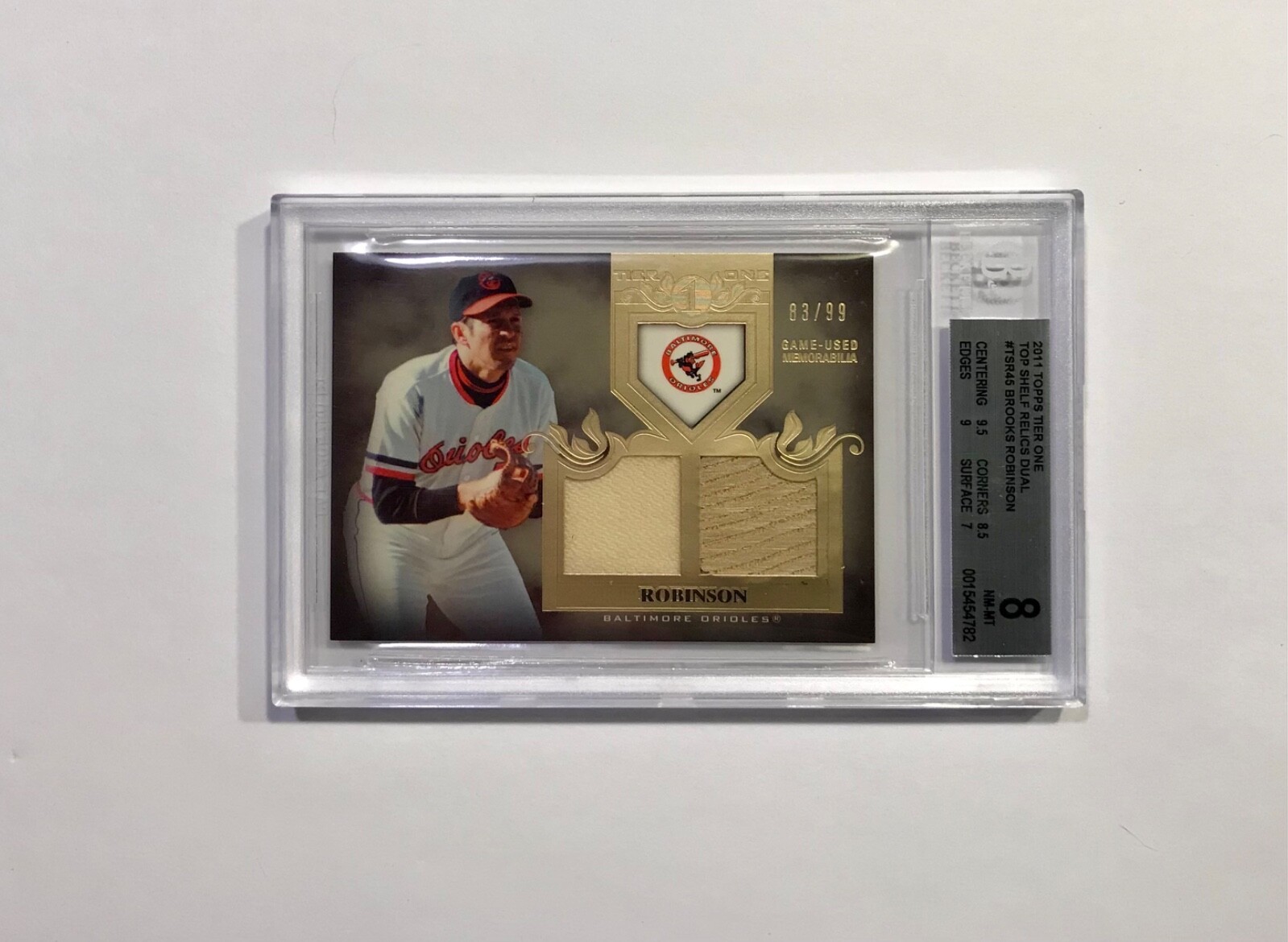 2011 Topps Tier One (Top Shelf Dual Relics /99) Brooks Robinson (BGS 8 ...