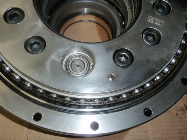 Fanuc A97L-0218-0382#320CA229 / R2000iB / 165F J1-AXIS REDUCER for sale ...