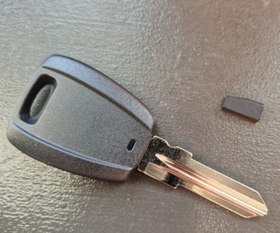 Vespa Piaggio spare key with immobiliser chip PROGRAM YOURSELF WITH THE ...