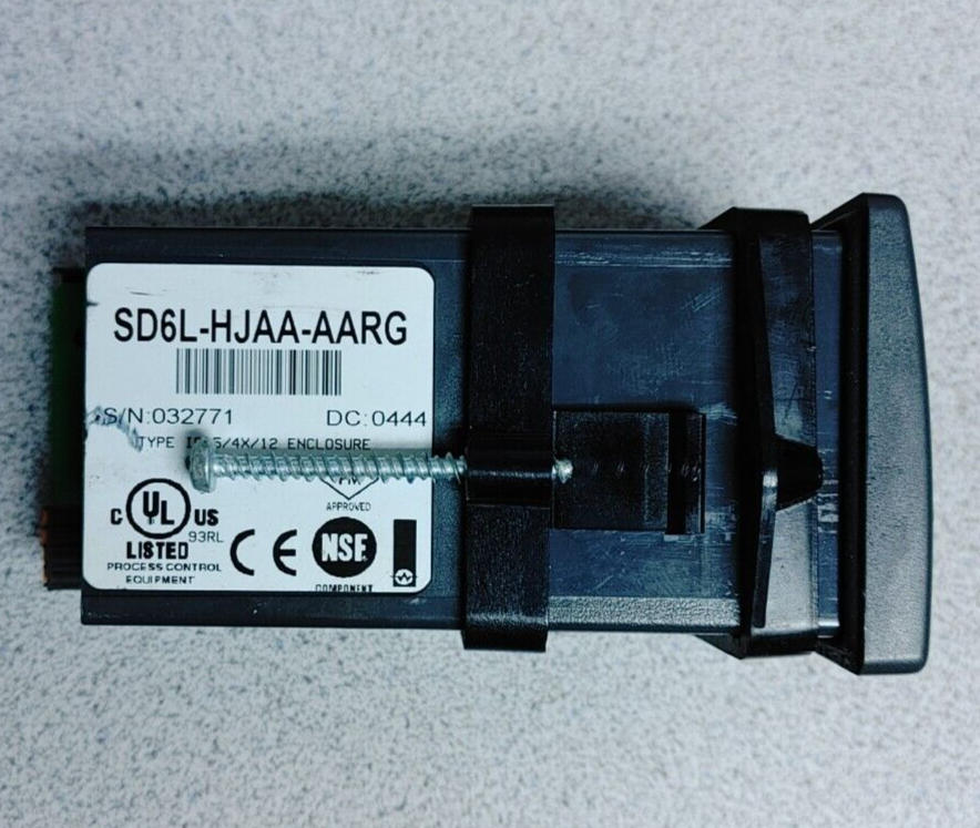 WATLOW SD6L-HJAA-AARG PANEL MOUNT TEMPERATURE CONTROLLER NEW!! QUANTITY ...