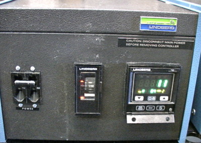 LINDBERG DIGITAL FURNACE CONTROLLER TO 1200C m/n 58114-P-B box ...