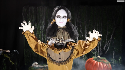 See Video! LifeSize 5 Ft Pop Up Woman Doll Animatronic Halloween Haunt ...