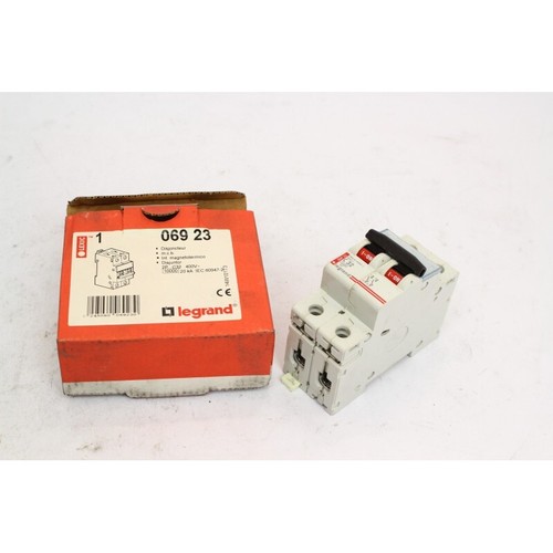 Legrand 069 23 Disjoncteur 2P C32 32A 400V (B1157) | eBay