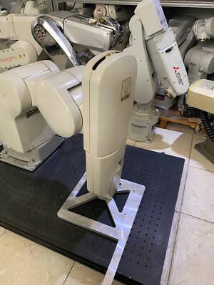 Robotics - Mitsubishi Movemaster Robot Arm
